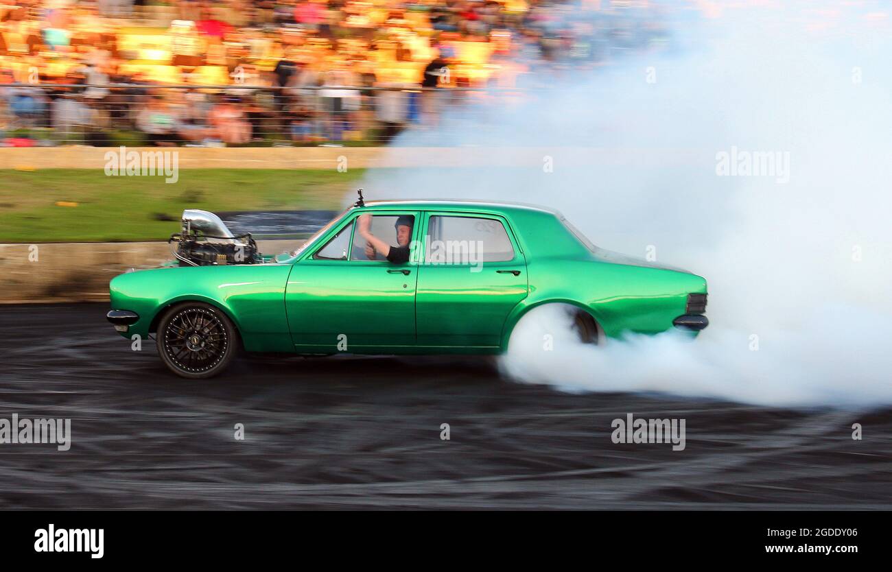 Ultimate Burnout Challenge, Perth Motorplex, Perth, Western Australia ...