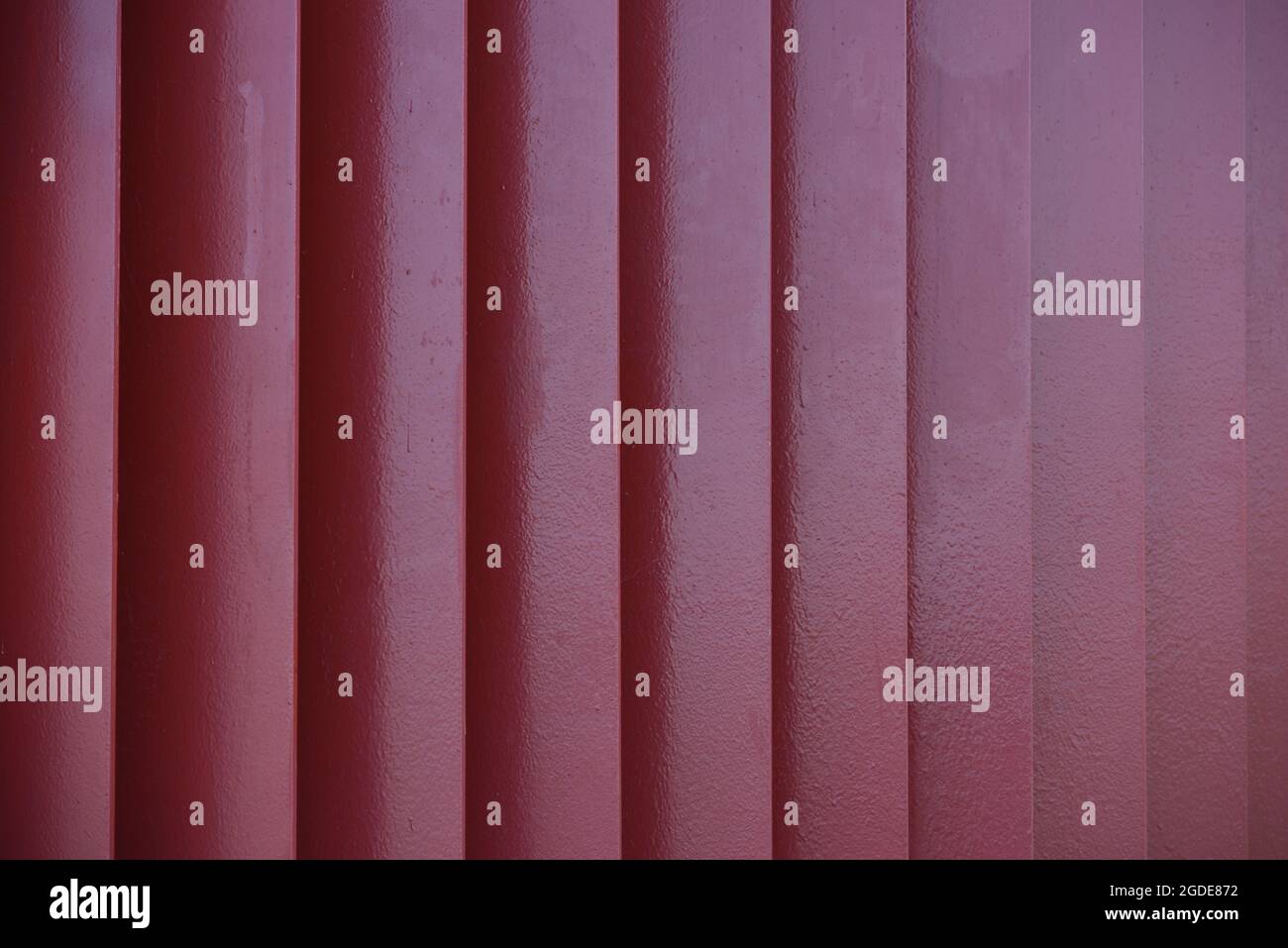 Maroon cloth hi-res stock photography and images - Alamy