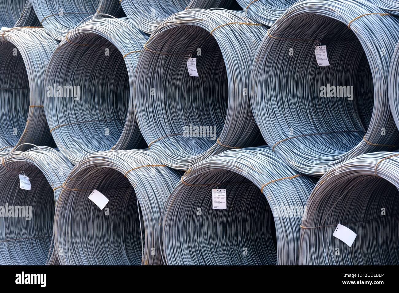 Stacked coils hi-res stock photography and images - Alamy