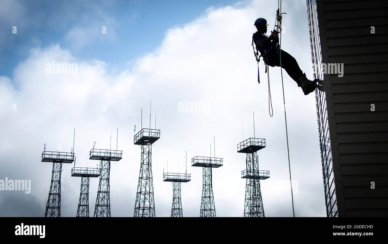 Confined spaces hi-res stock photography and images - Alamy