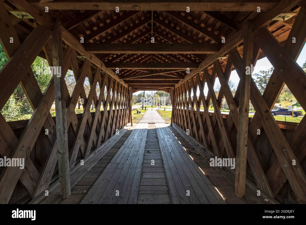 Chattahoochee valley railroad trail hi-res stock photography and images ...