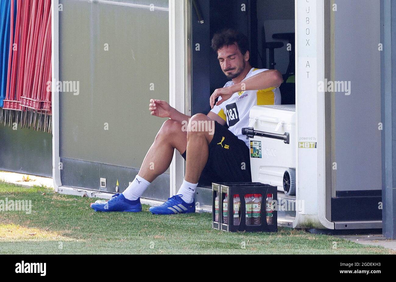 Individual mats hi-res stock photography and images - Alamy