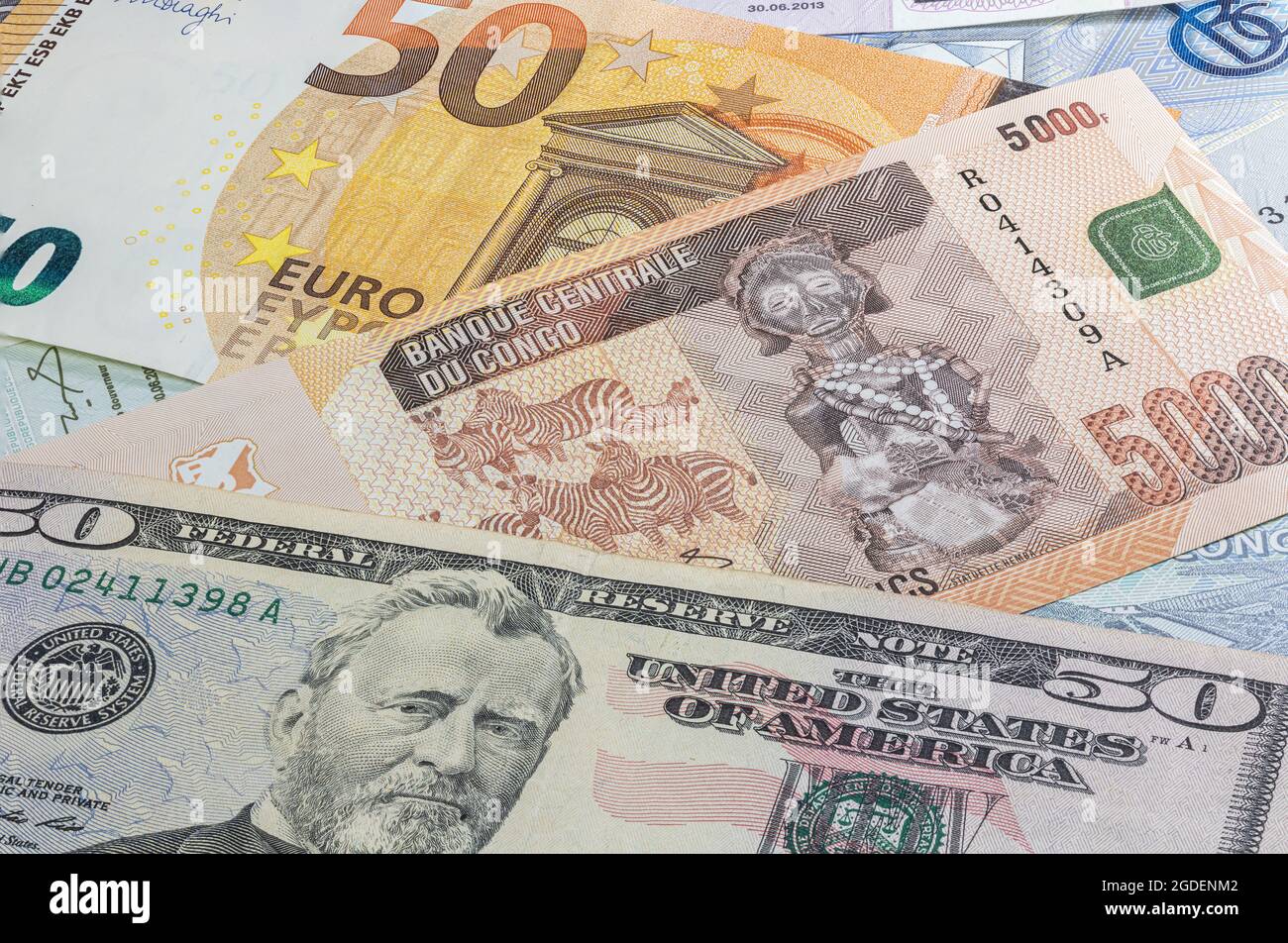 Five thousand dollar bill hi-res stock photography and images - Alamy