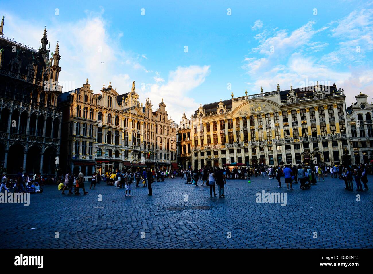 Beautiful medieval buildings in the Grand Place in Brussels Stock Photo ...