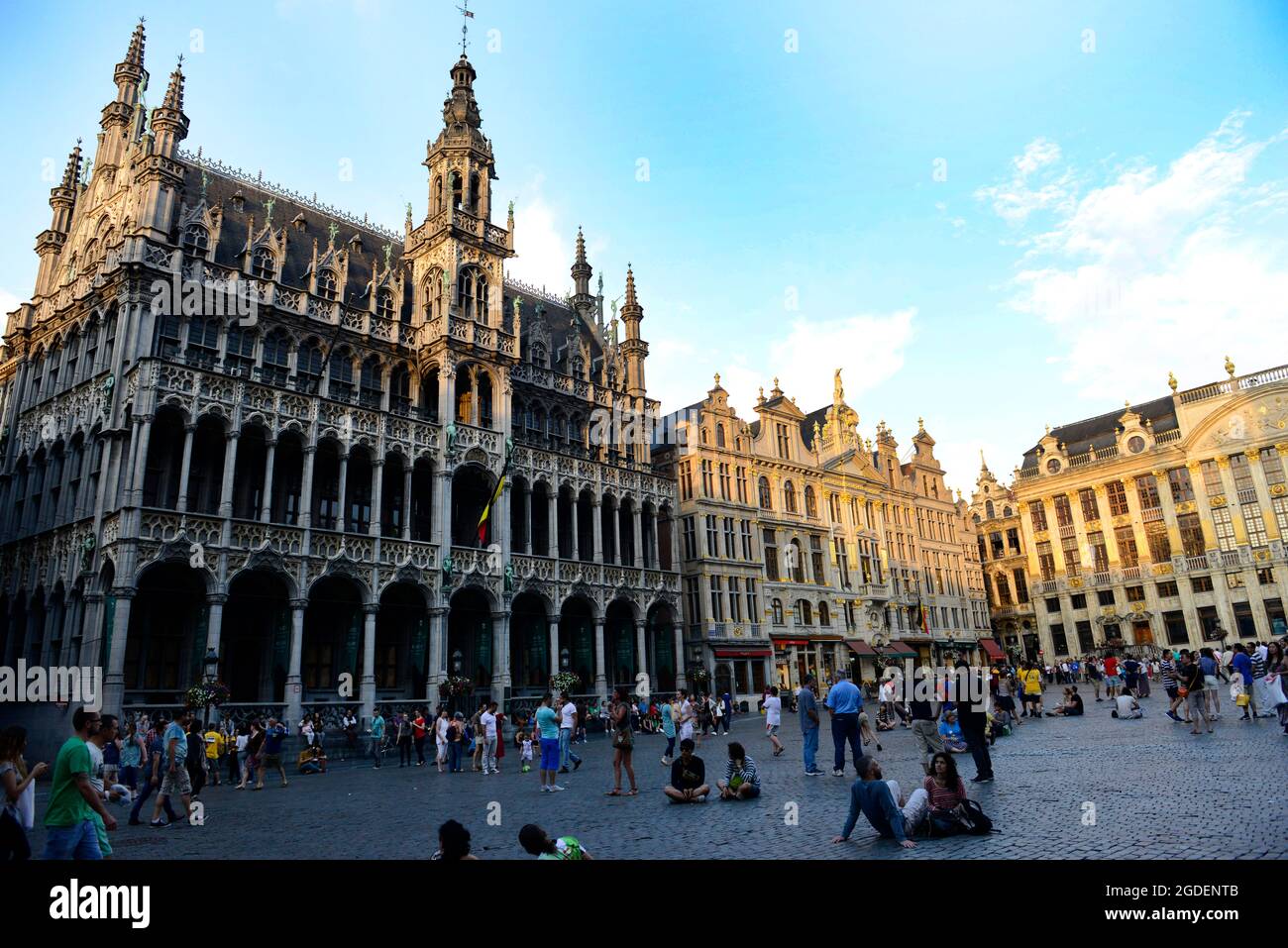 Beautiful medieval buildings in the Grand Place in Brussels Stock Photo ...