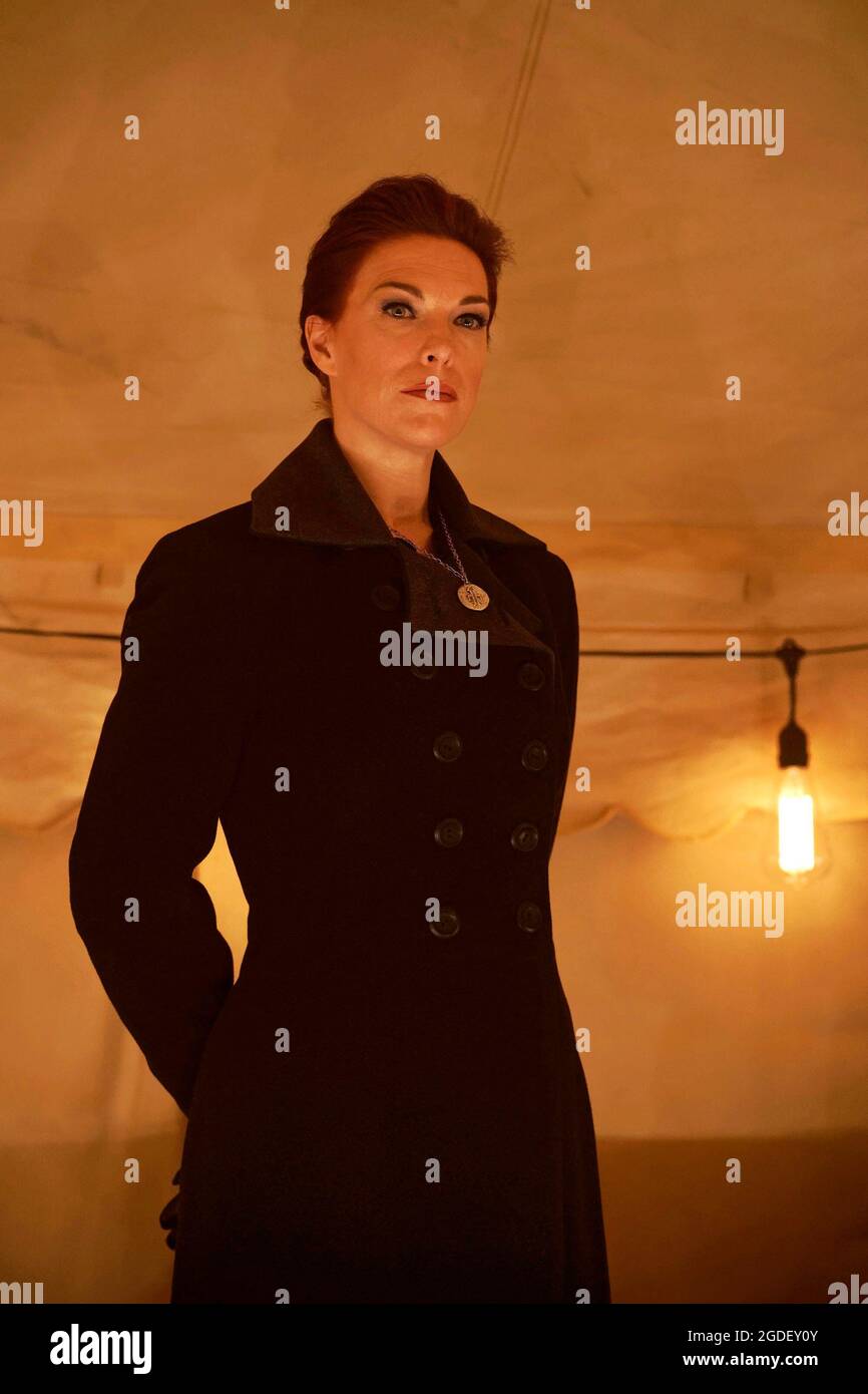 Hannah waddingham portrait hi-res stock photography and images - Alamy Hannah waddingham portrait hi-res stock photography and images - Alamy