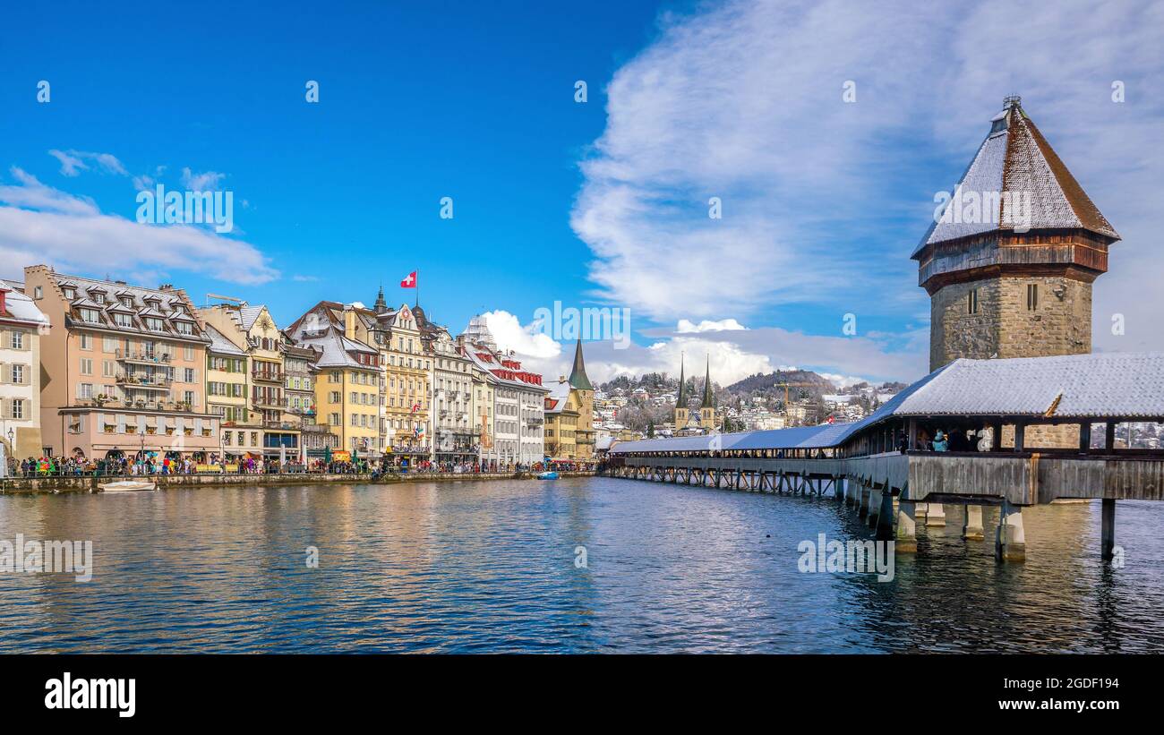 Historic city center of downtown Lucerne with Chapel Bridge and lake ...