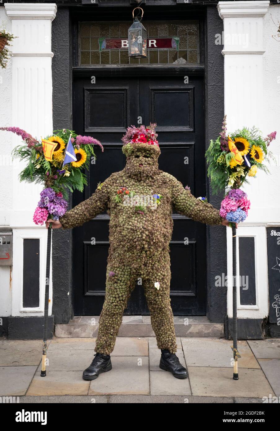 Burryman Andrew Taylor parades through the town of South Queensferry ...