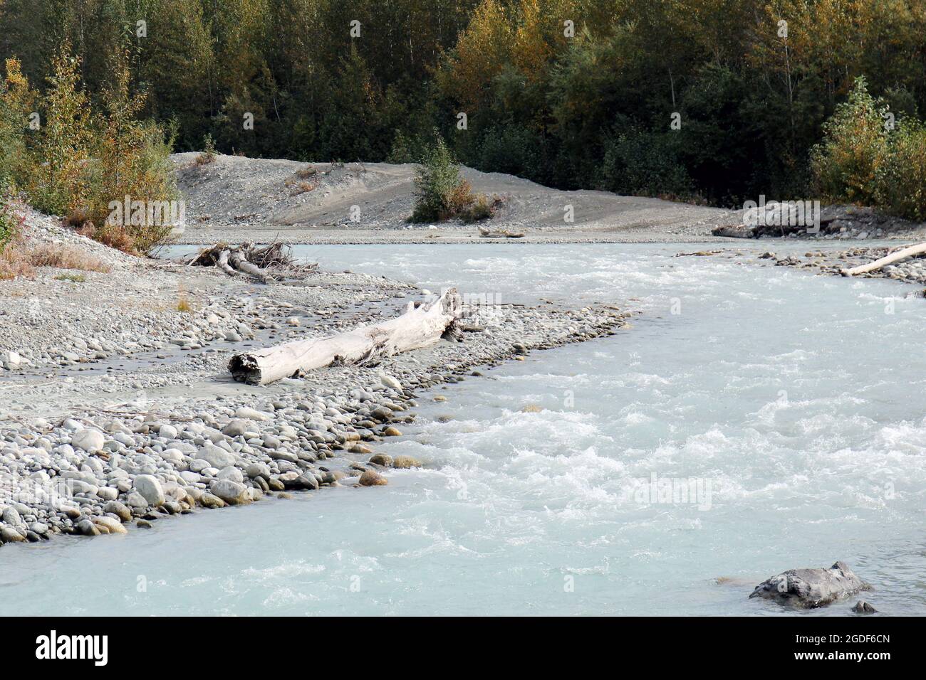 Flussstromung hi-res stock photography and images - Alamy