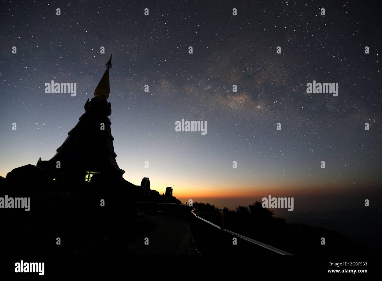 Hindu temples in silhouette hi-res stock photography and images - Alamy
