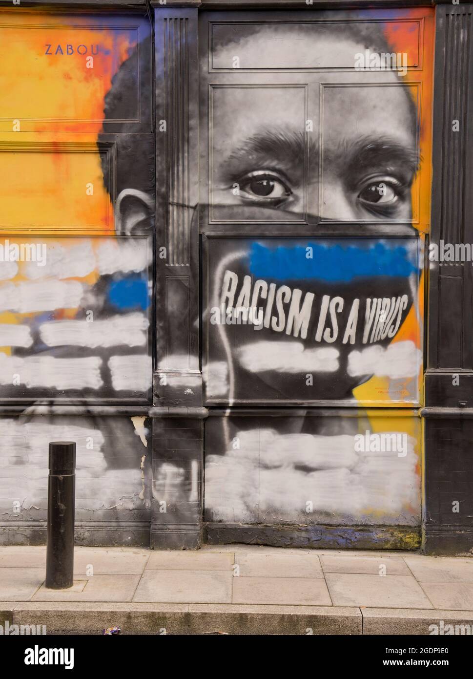 Anti racist mural hi-res stock photography and images - Alamy