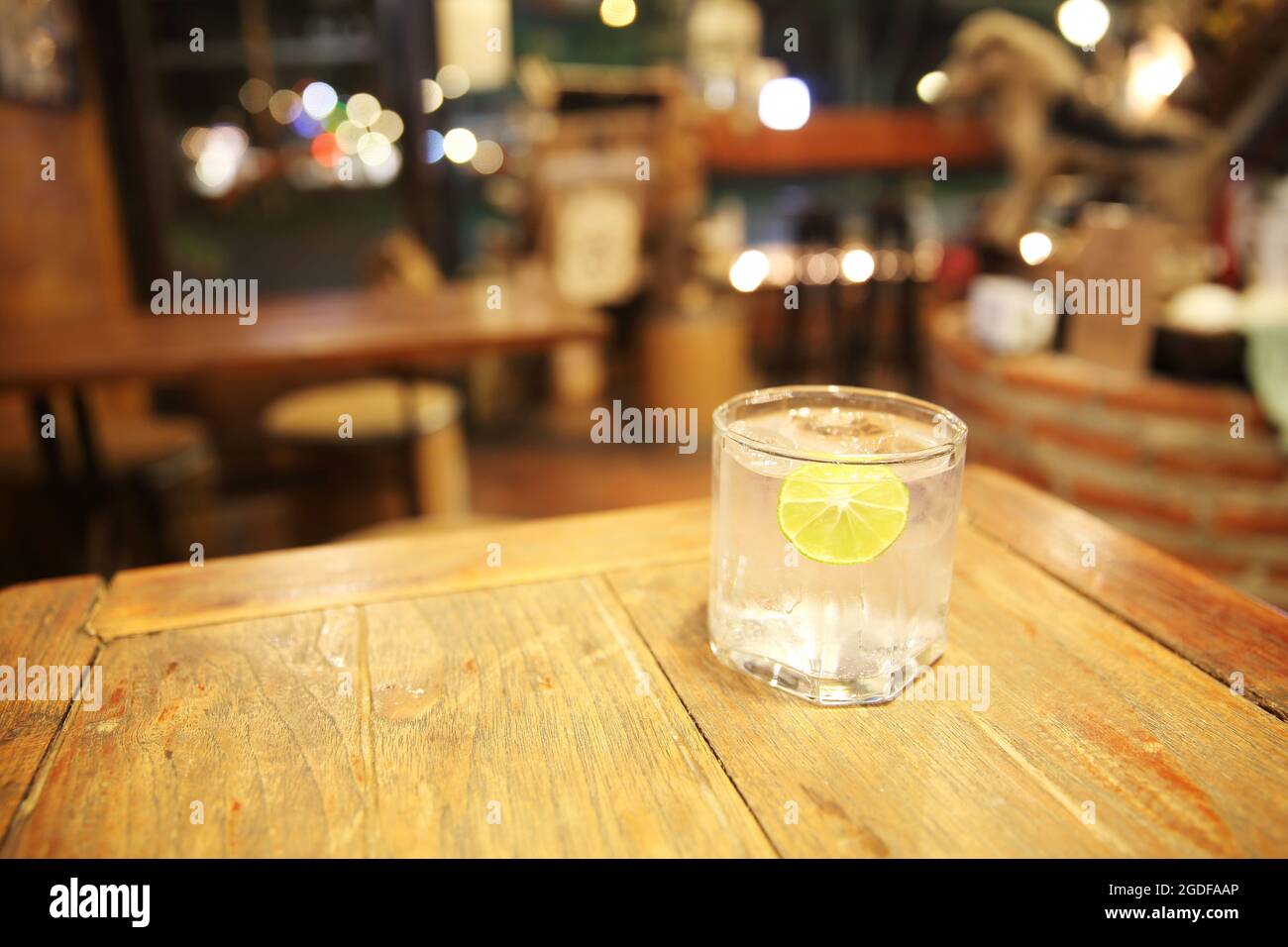 lemon soda tonic Stock Photo - Alamy