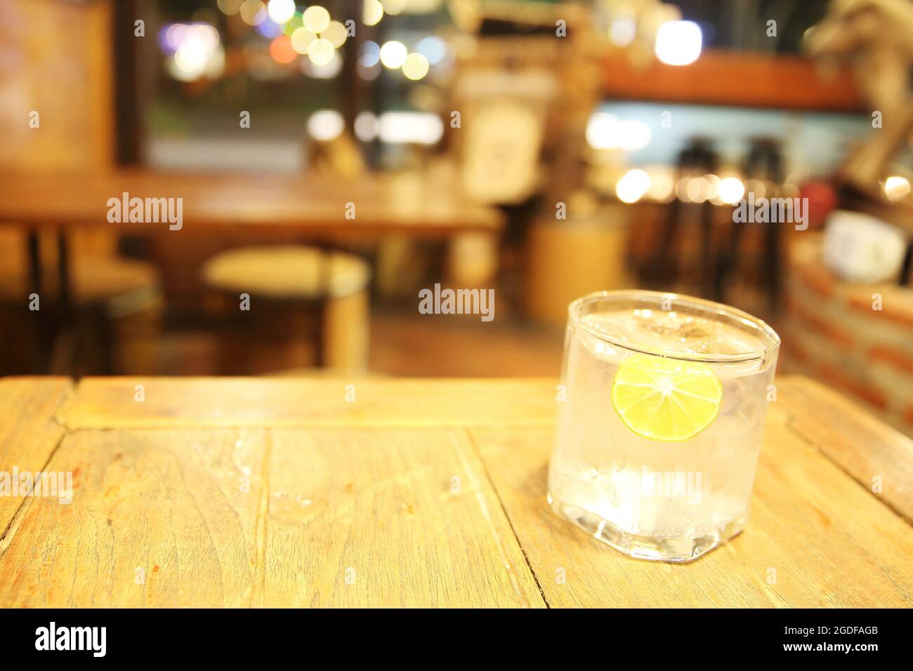 lemon soda tonic Stock Photo - Alamy