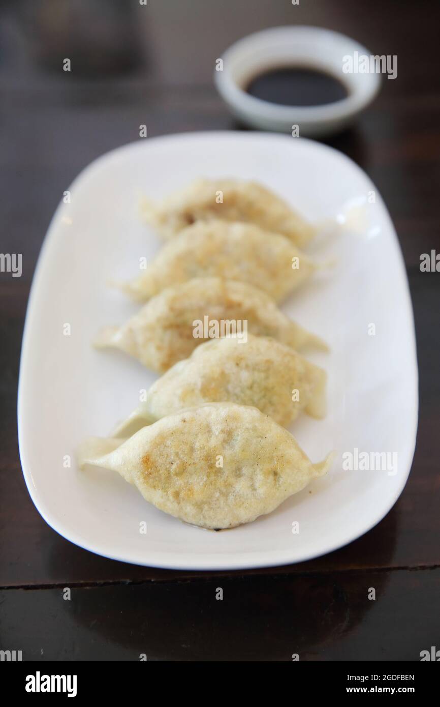 Gyoza plate hi-res stock photography and images - Alamy