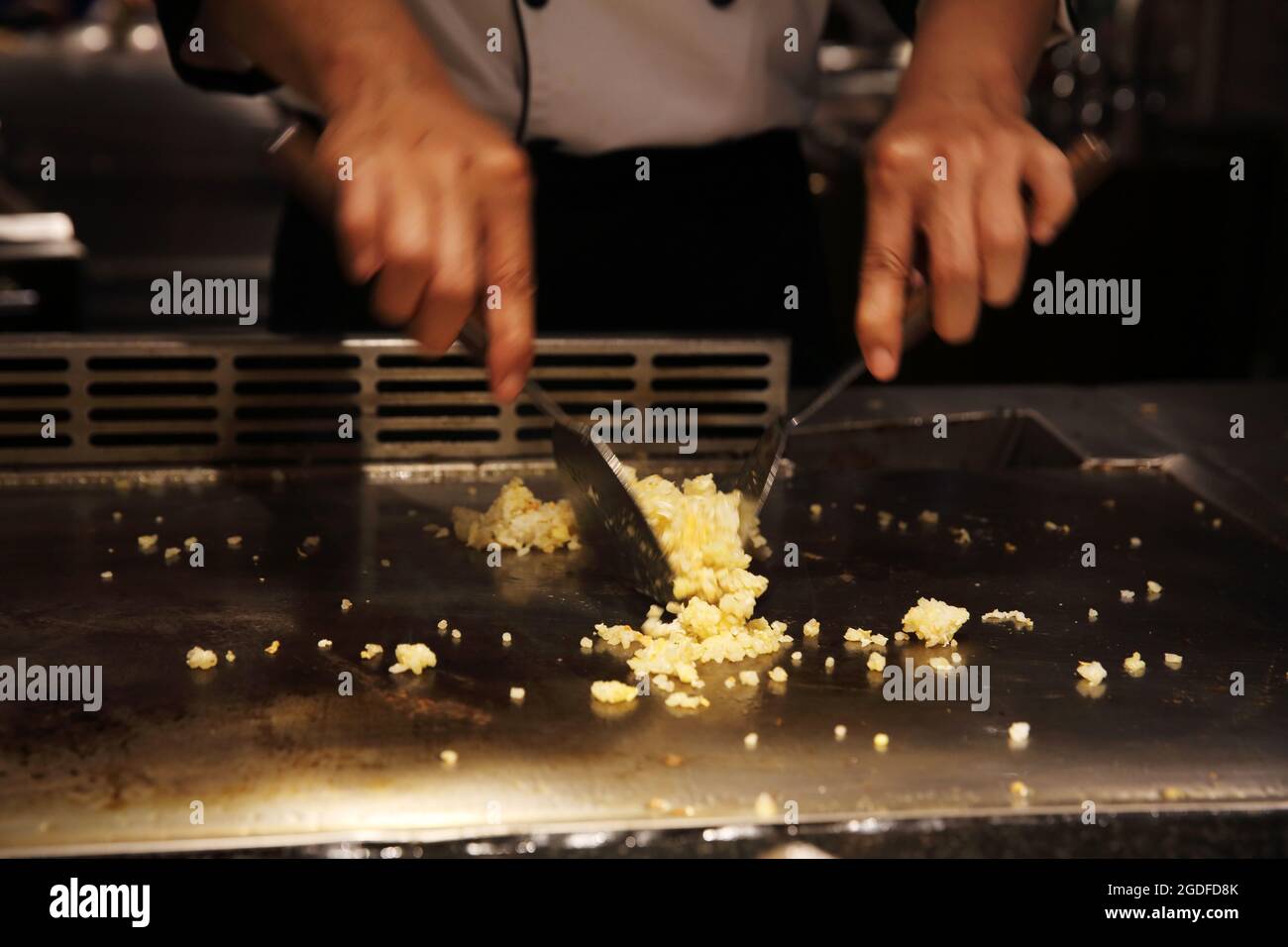 Teppanyaki japanese cuisine cooking hi-res stock photography and images ...