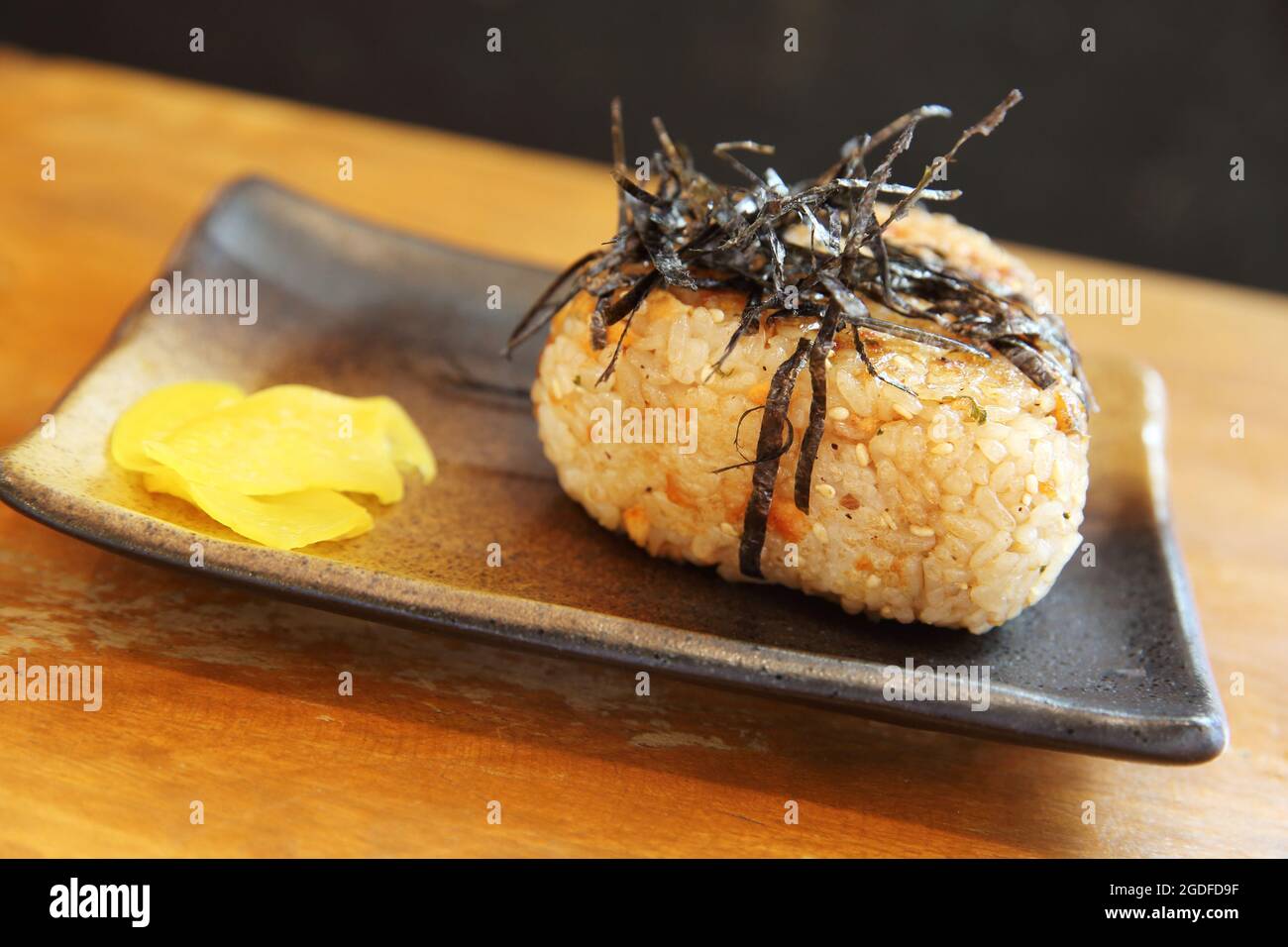 Onigiri hi-res stock photography and images - Alamy