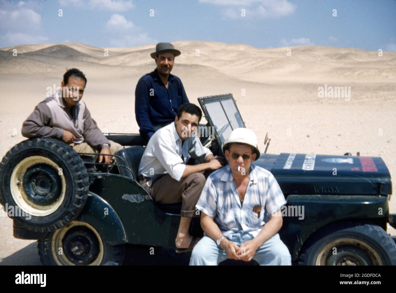 Old fashioned old fashion old time hi-res stock photography and images ...