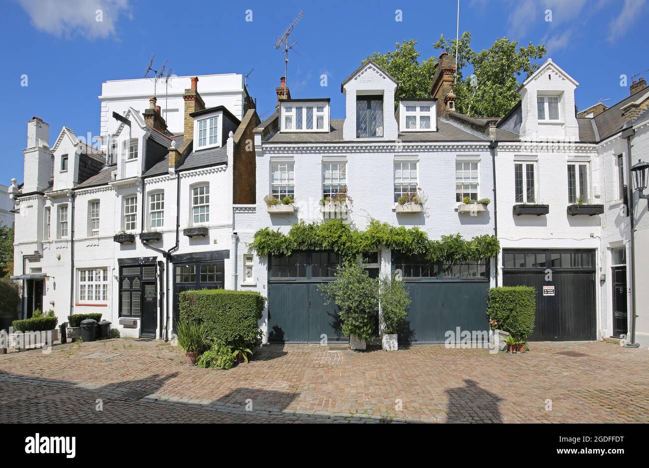 Pont Street Mews, Chelsea, UK. Small houses converted from the stables ...