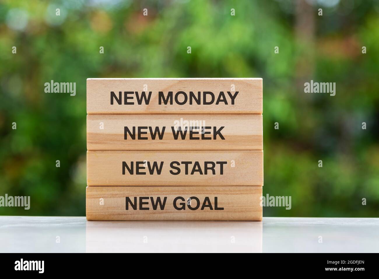 Monday motivation quotes hi-res stock photography and images - Alamy