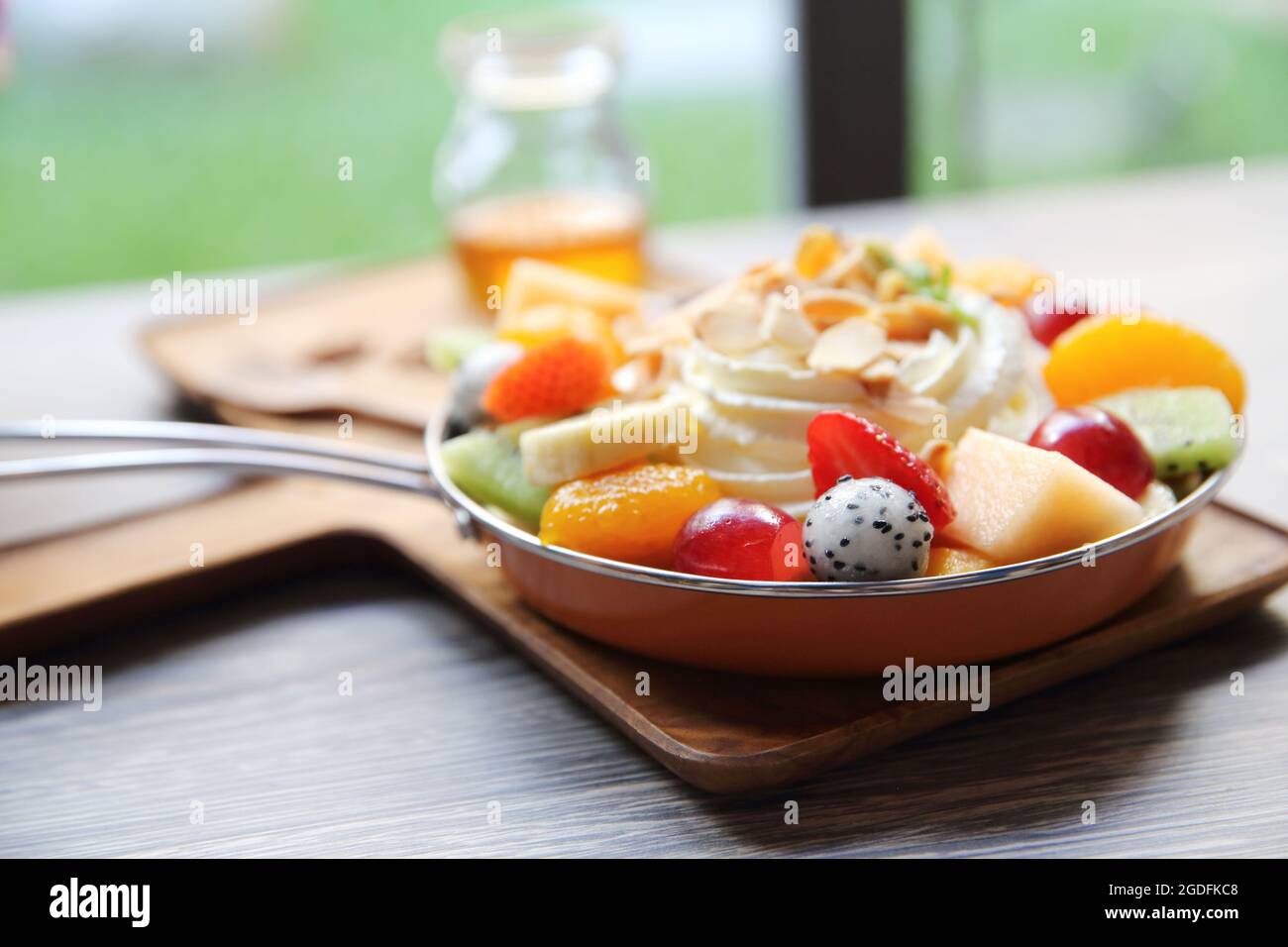 Fruit crape hi-res stock photography and images - Alamy