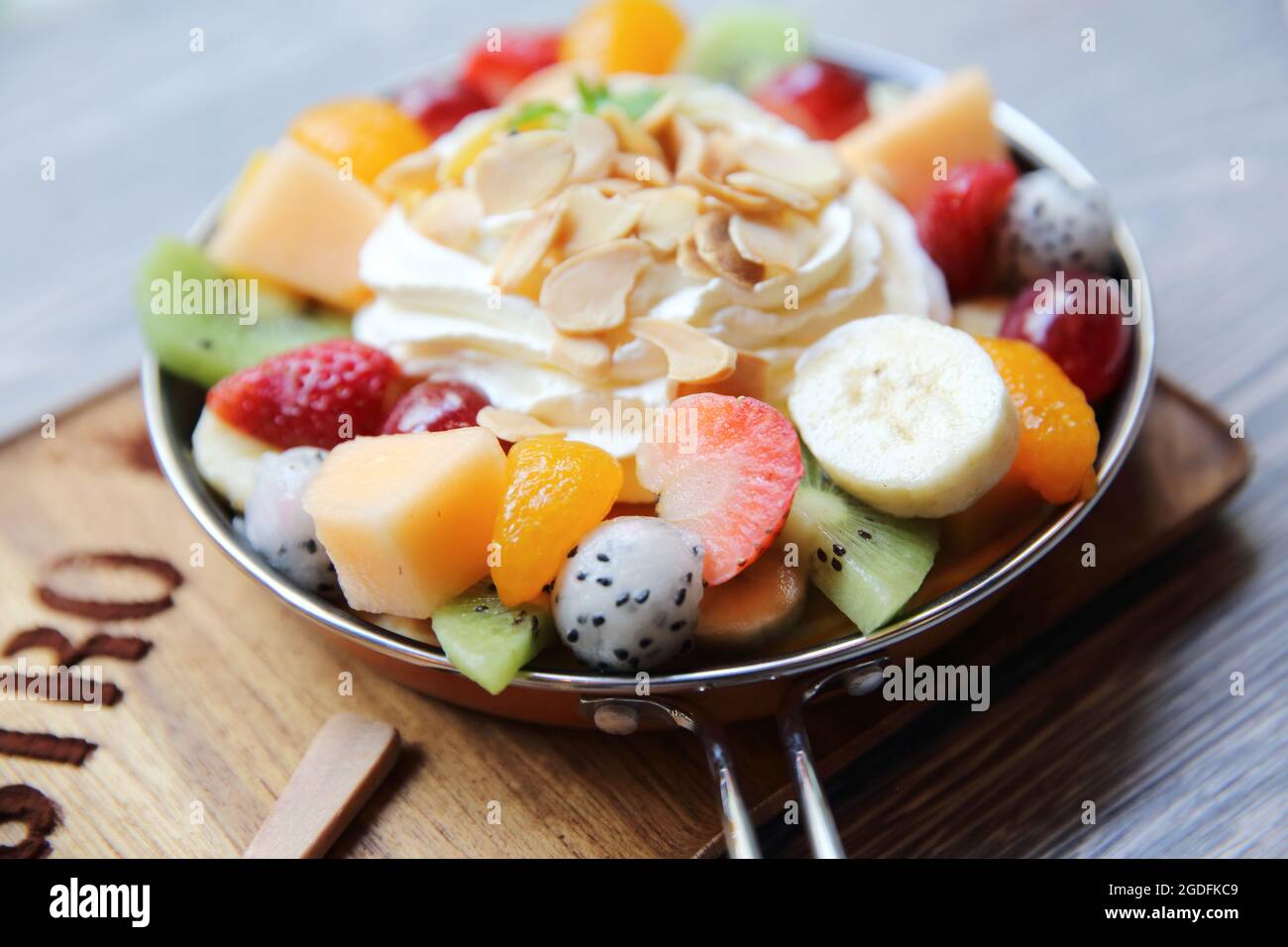 Fruit crape hi-res stock photography and images - Alamy