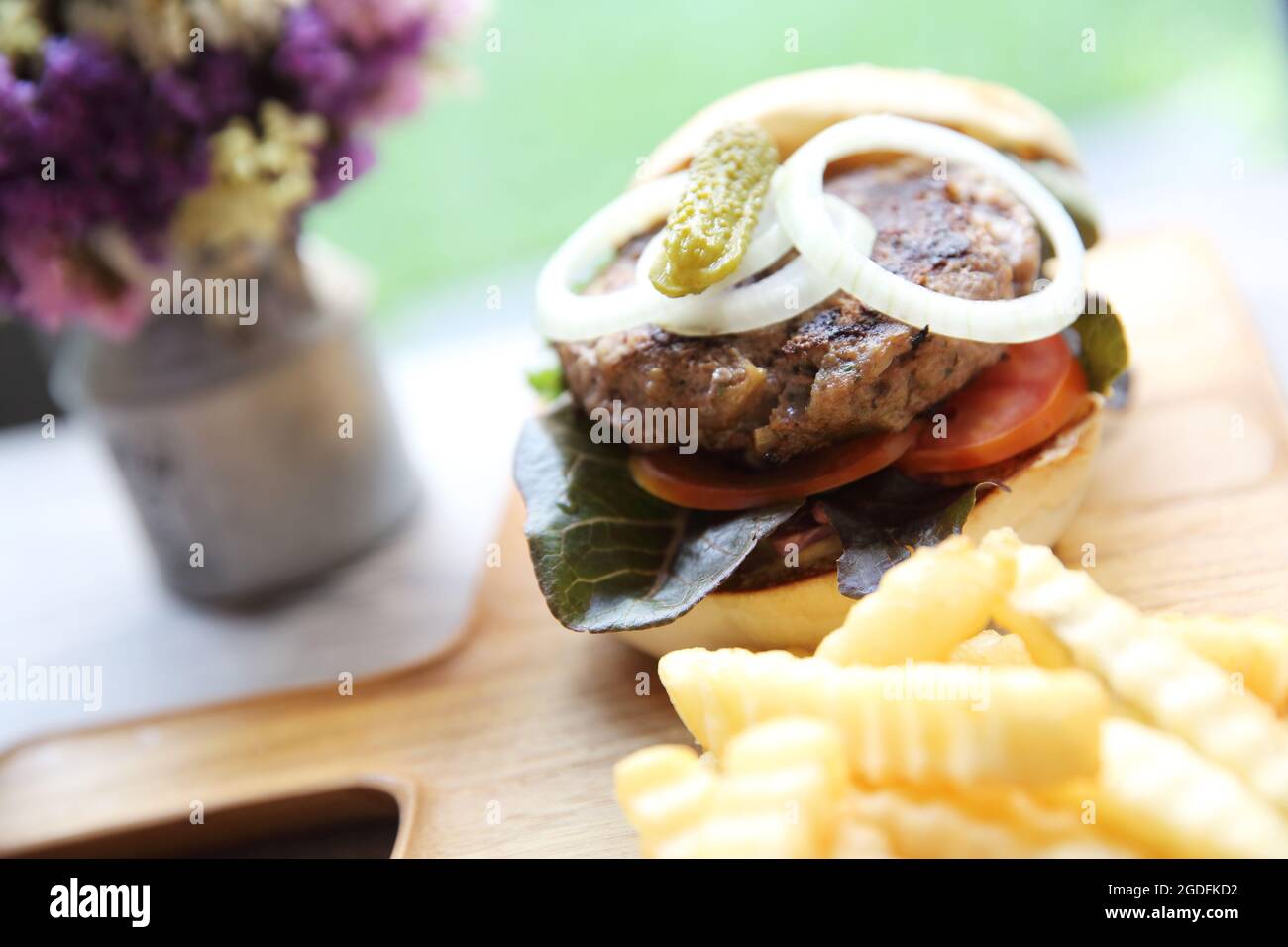 Big beef american burger hi-res stock photography and images - Alamy