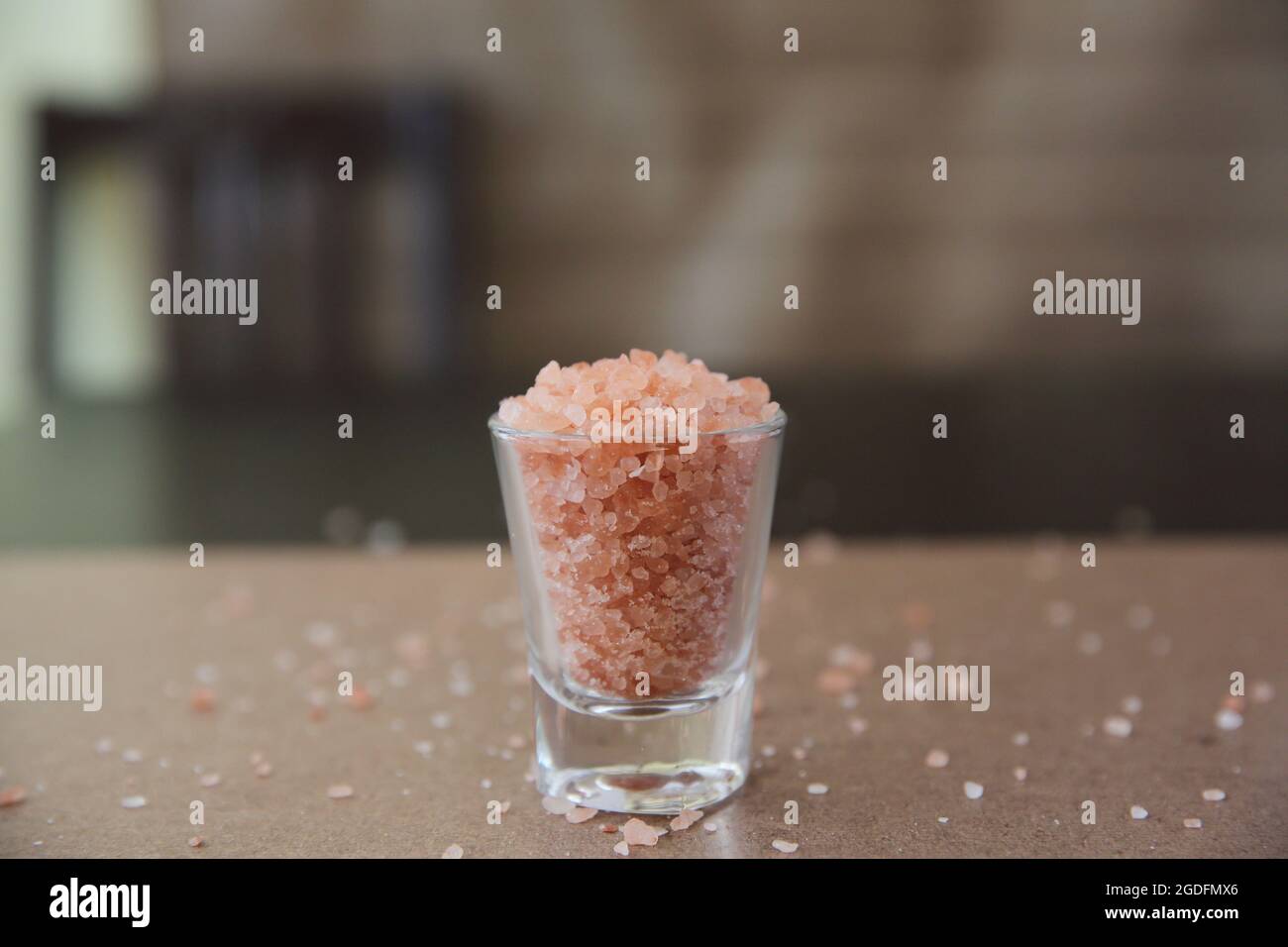 Pink himalayan salt closeup hi-res stock photography and images - Alamy