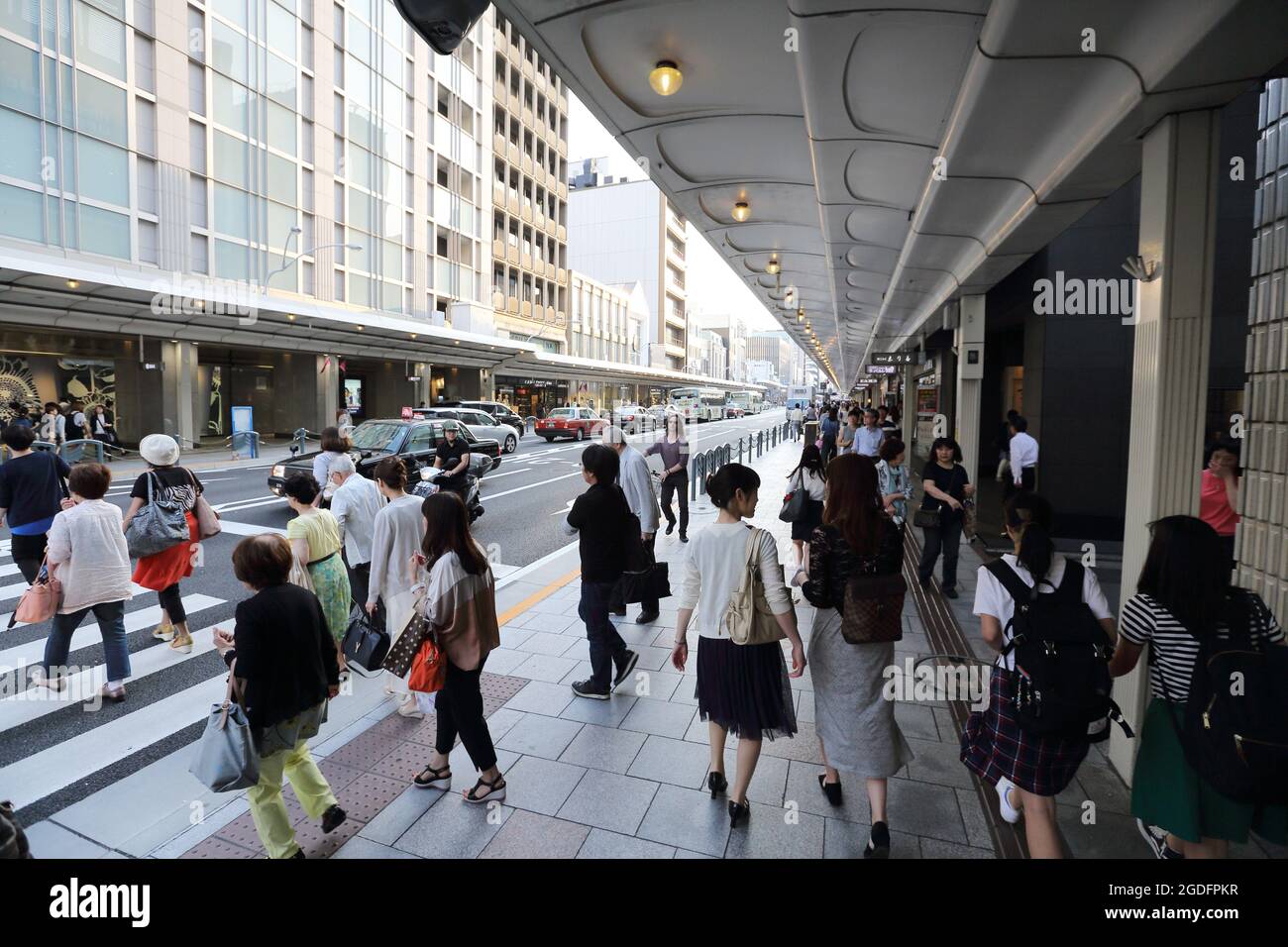 Gion , KYOTO , JAPAN - May 2016: Modern street scene with people on ...
