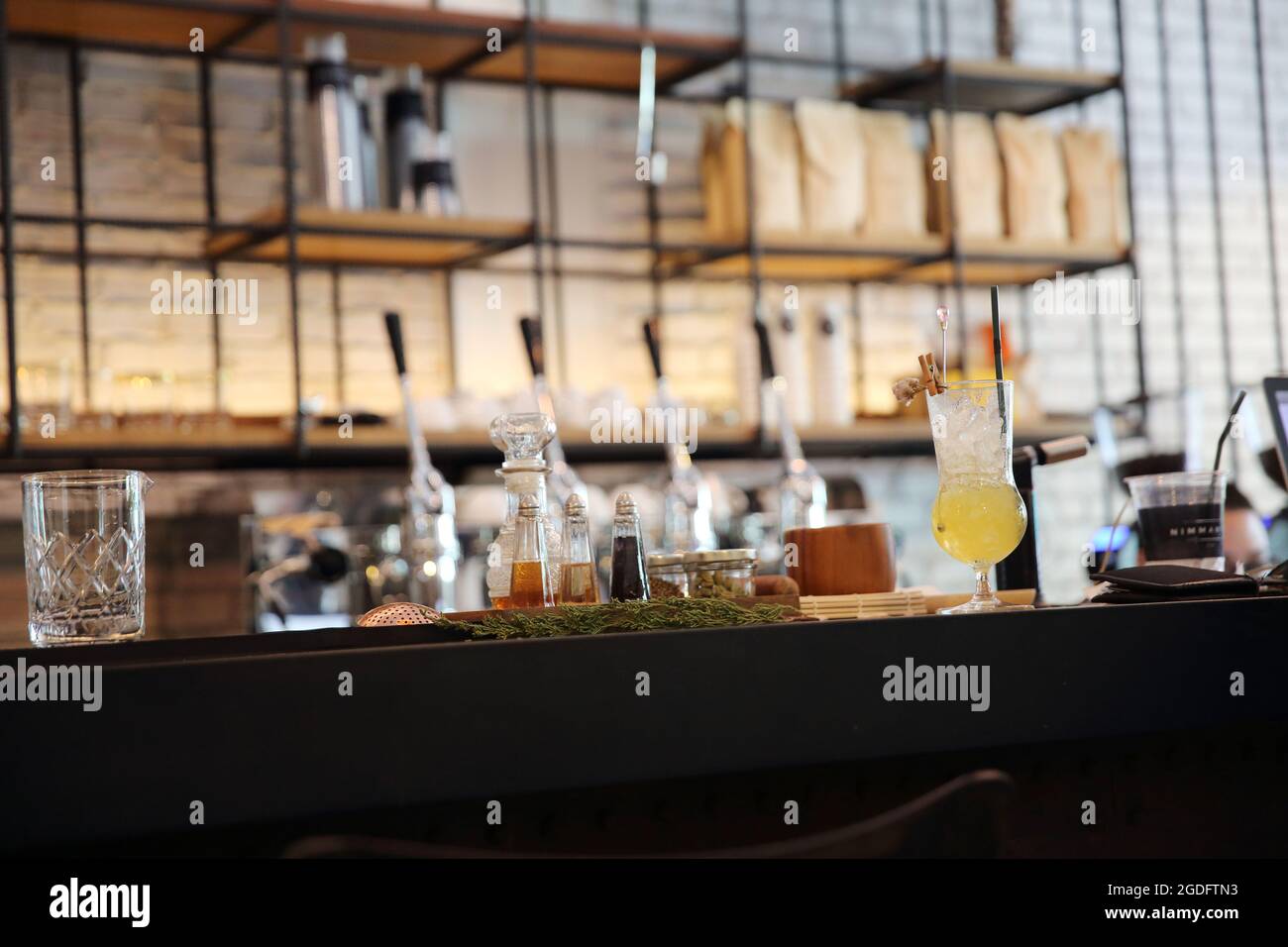 Coffee shop club bar Stock Photo - Alamy