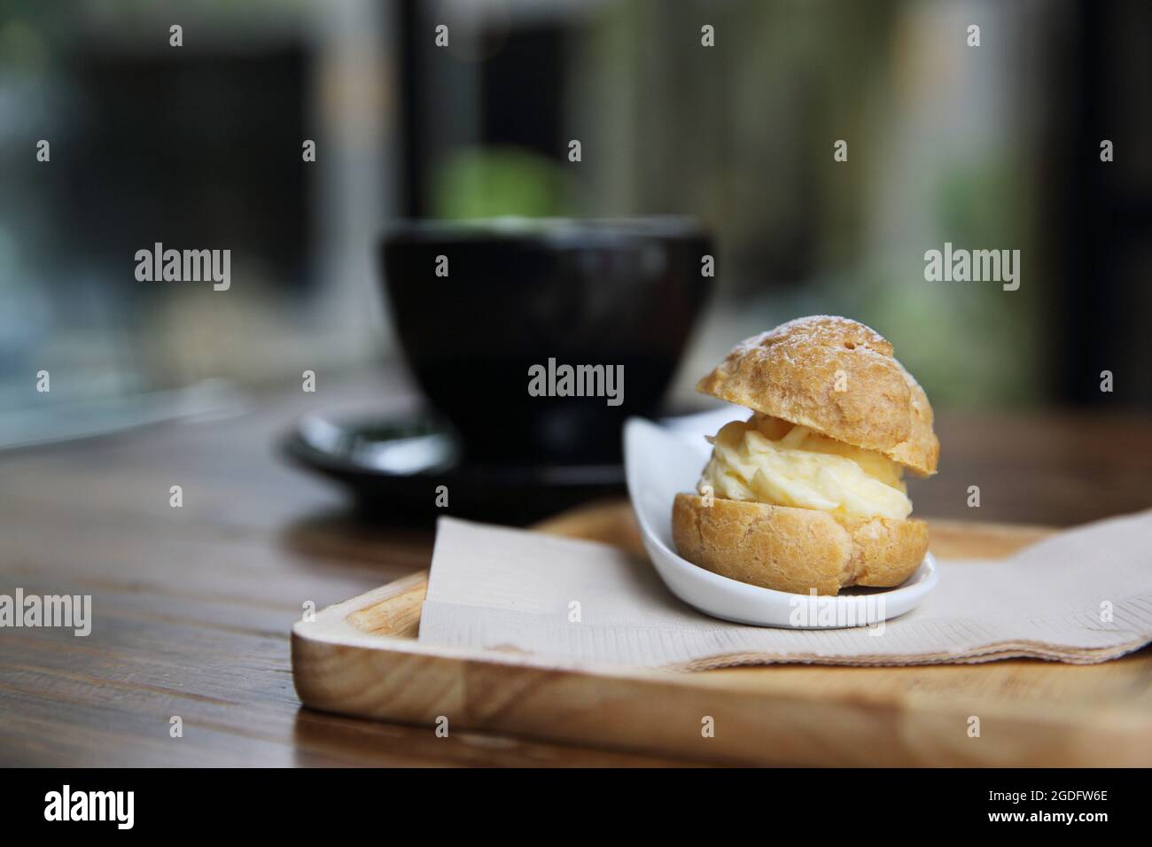 Profiteroles fresh cream puffs hi-res stock photography and images - Alamy
