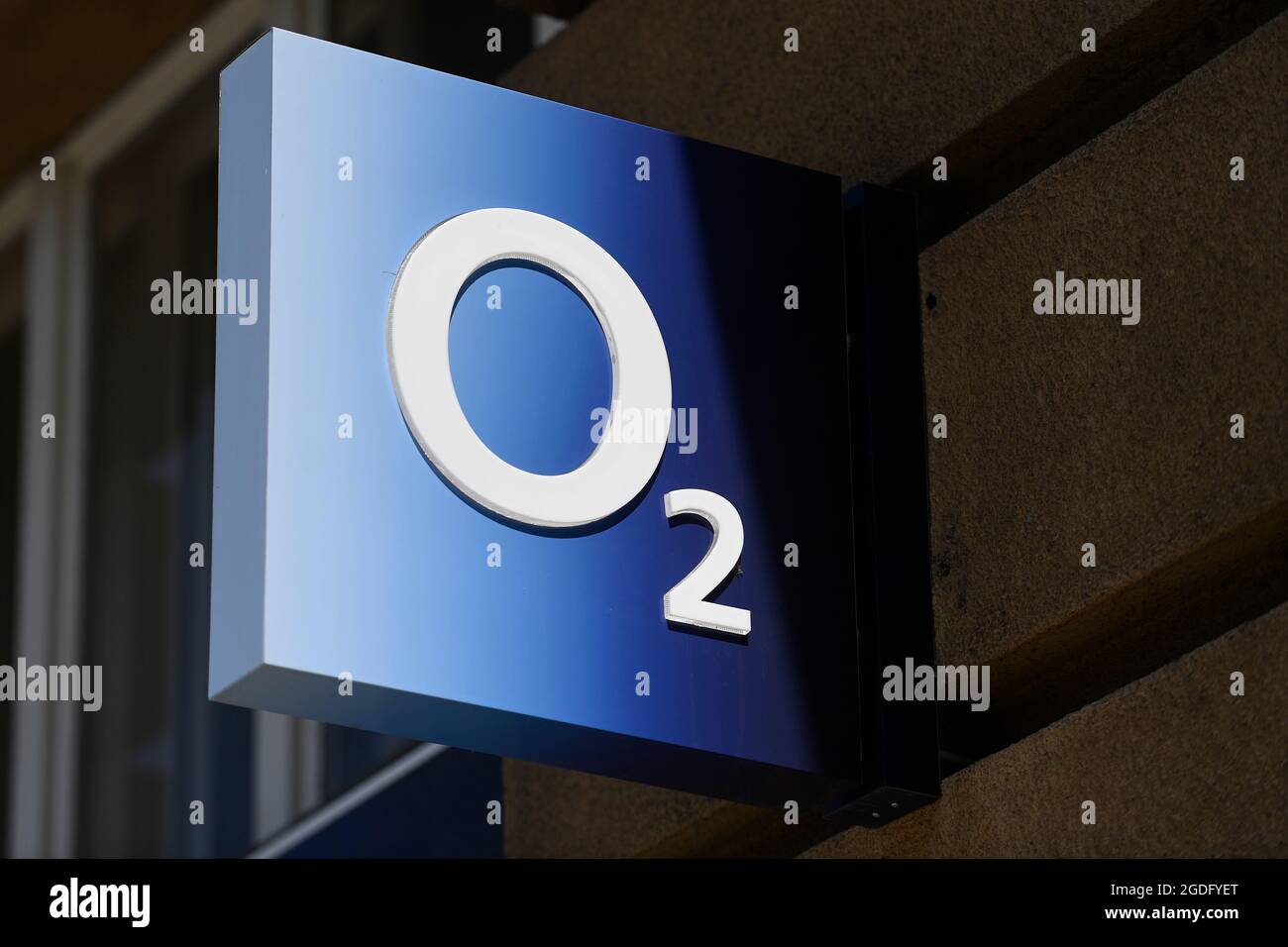 Yr logo hi-res stock photography and images - Alamy