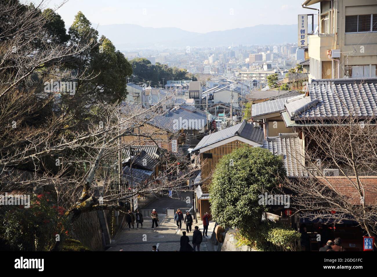 Kyoto street view hi-res stock photography and images - Alamy