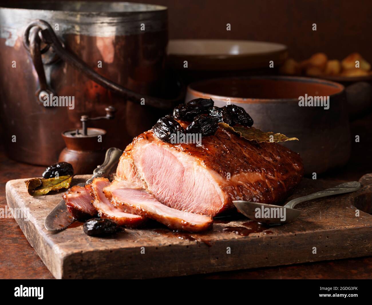 Christmas spiced roast gammon Stock Photo - Alamy