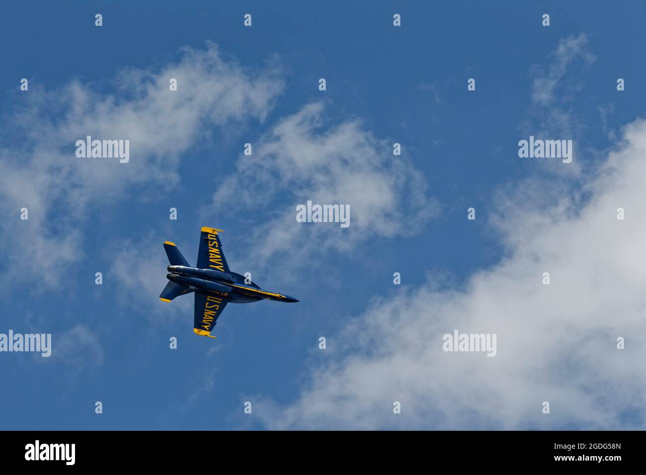 6 blue angels aerobatic team hi-res stock photography and images - Alamy