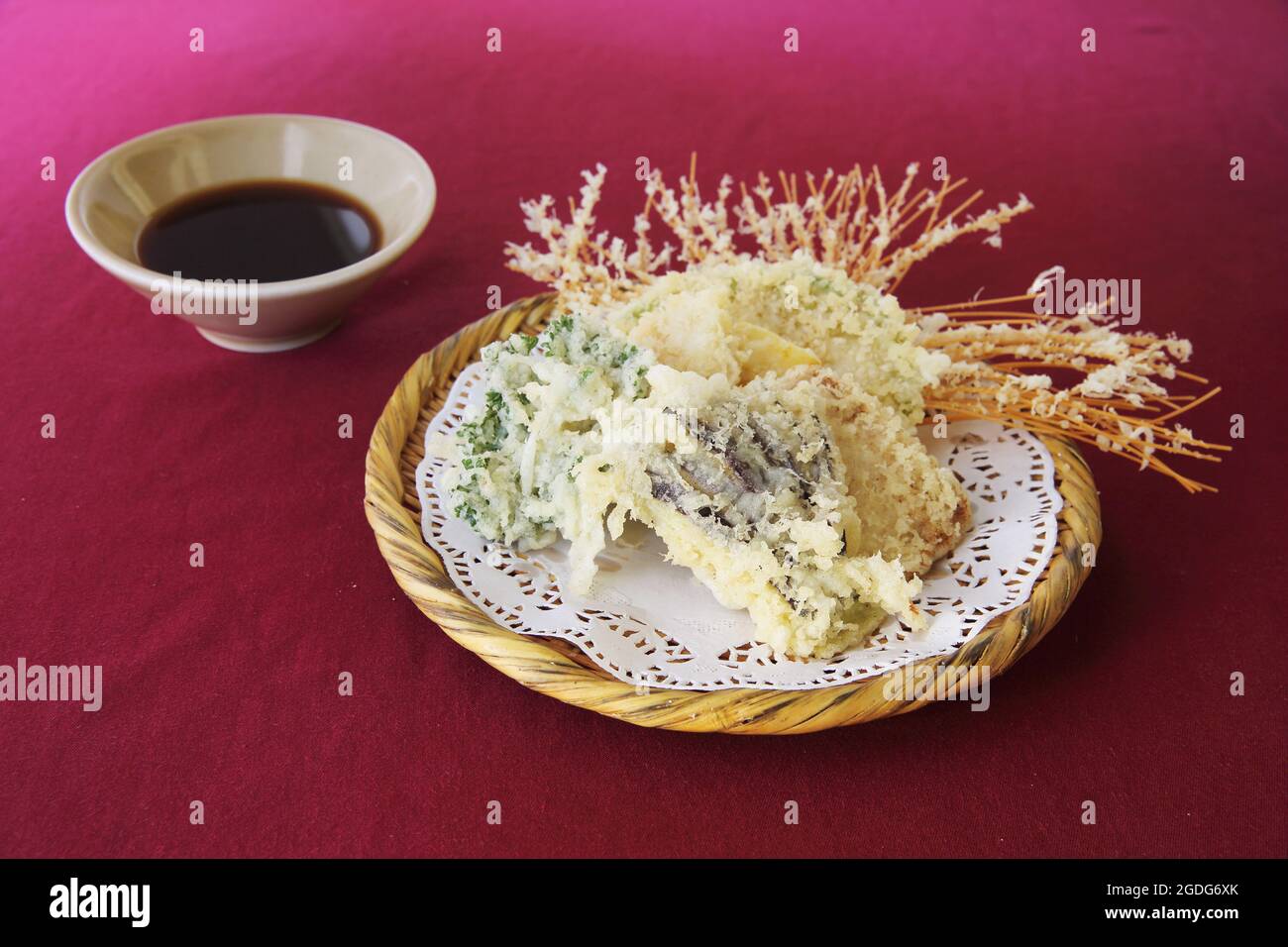 Japan tempura hi-res stock photography and images - Alamy