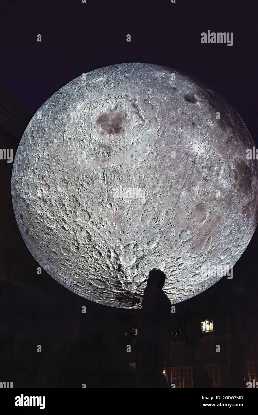 'Museum of the Moon' installation artwork by Luke Jerram at Kensington ...