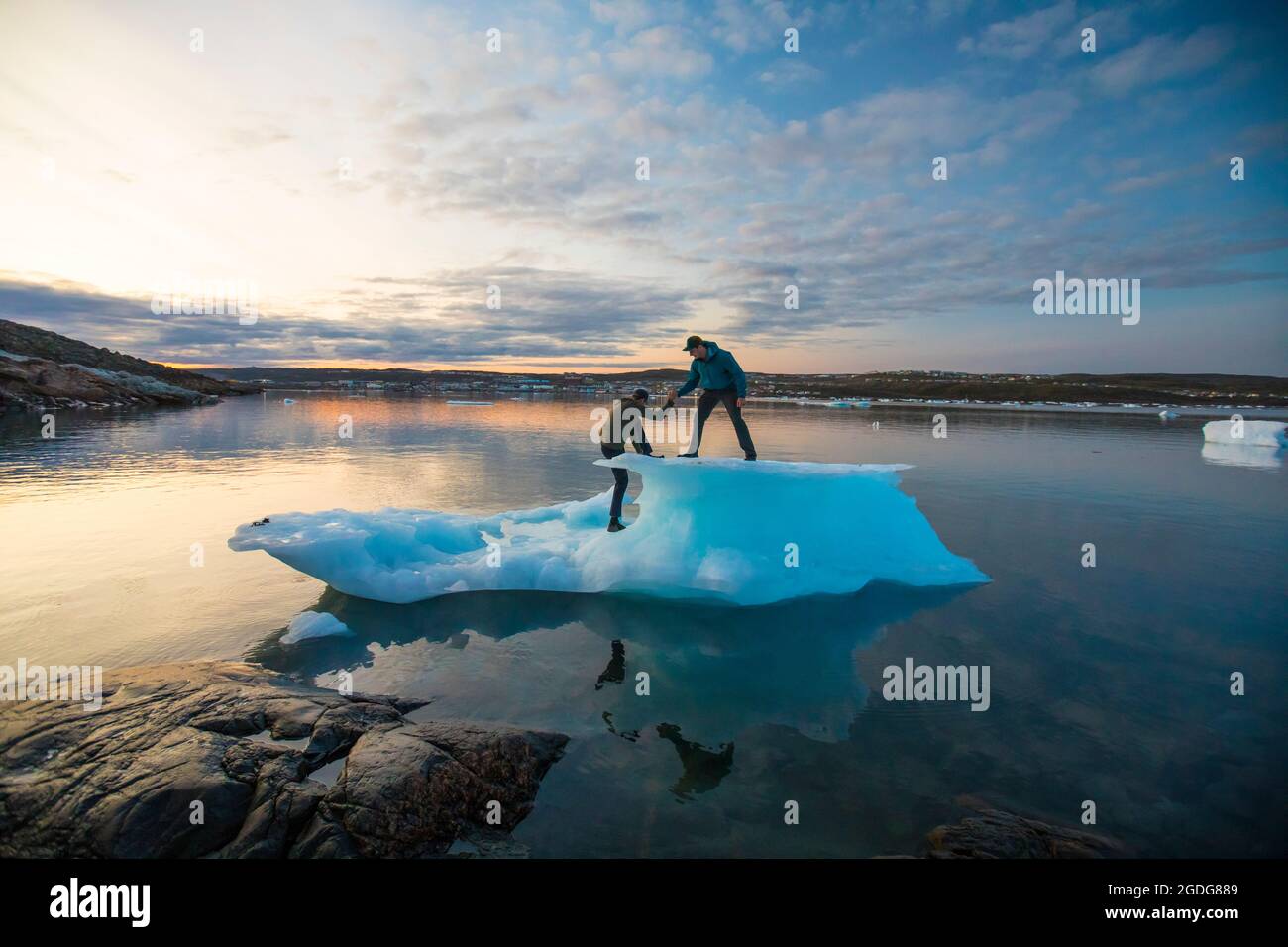 Hand reaching out to another hand hi-res stock photography and images ...