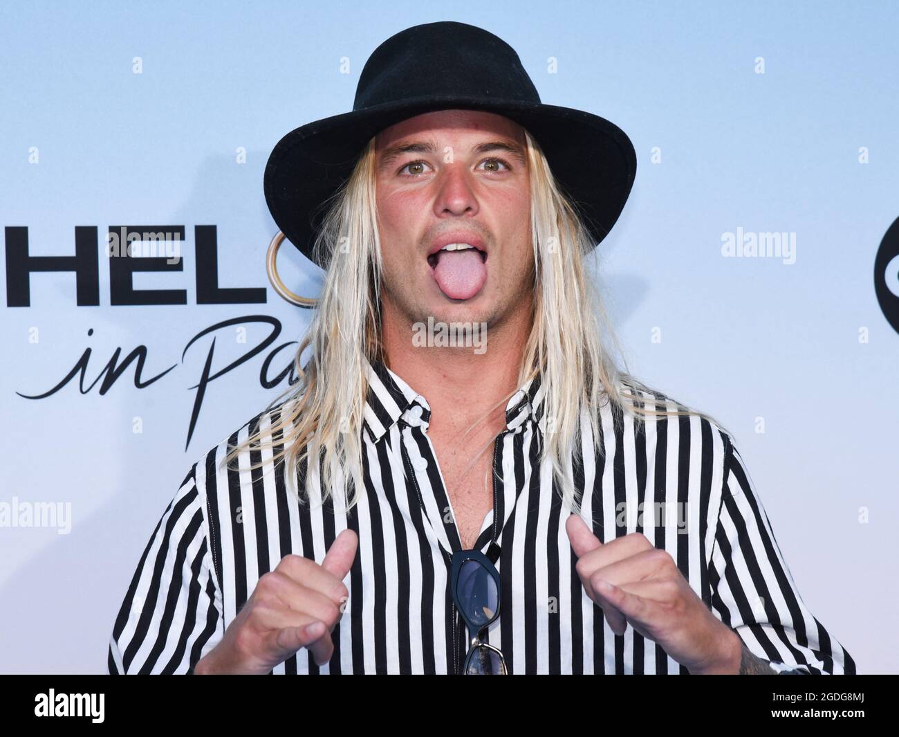 Santa clouse hi-res stock photography and images - Alamy