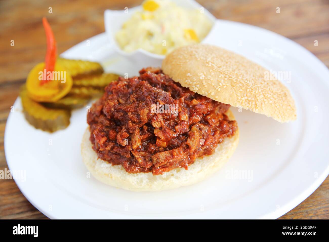 bbq pork rib burger Stock Photo - Alamy