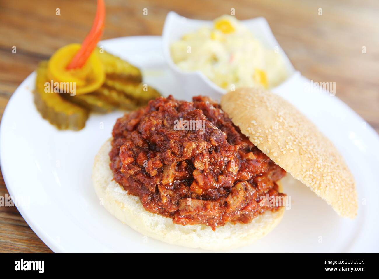 bbq pork rib burger Stock Photo - Alamy