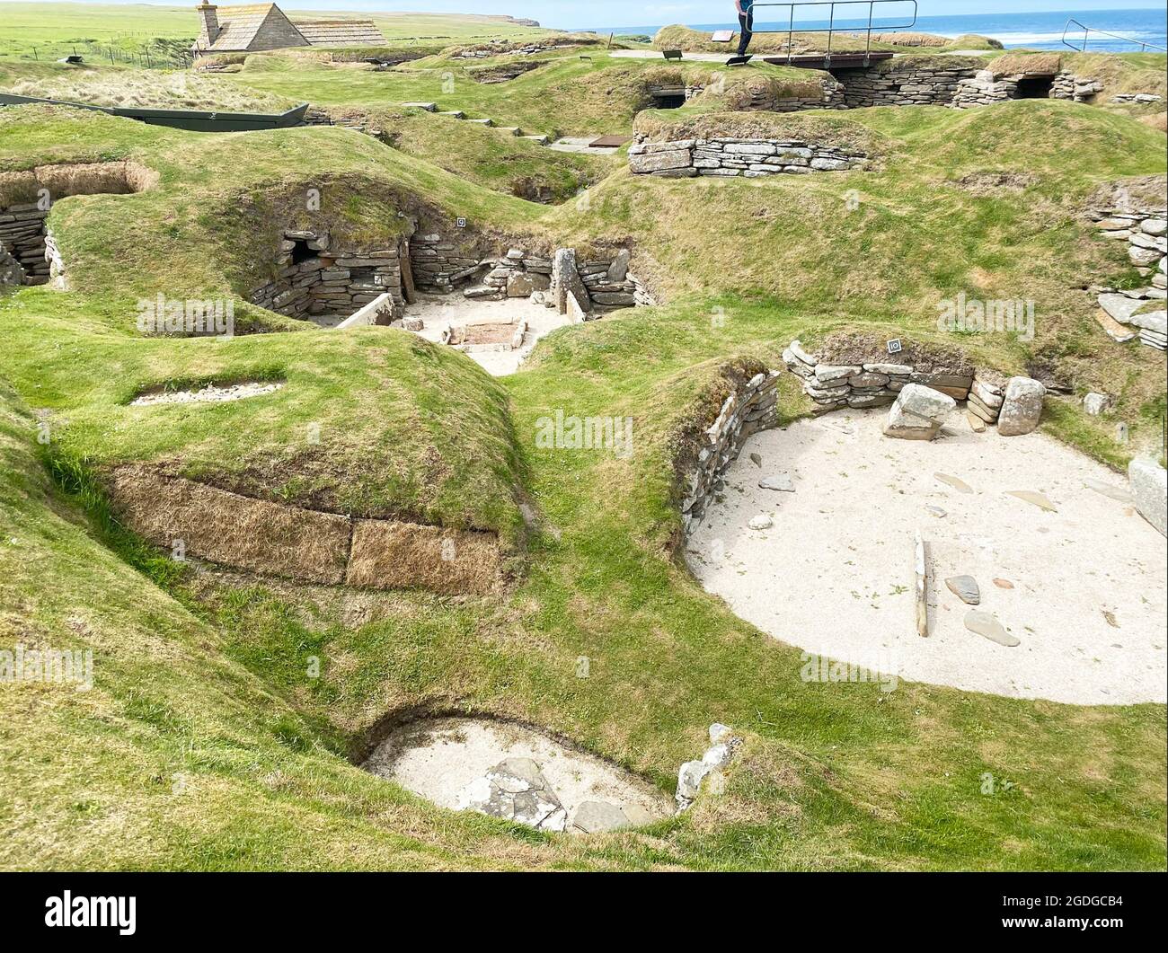 SKARA BRAE Neolithic settlement overlooking the Bay of Skaill on the ...