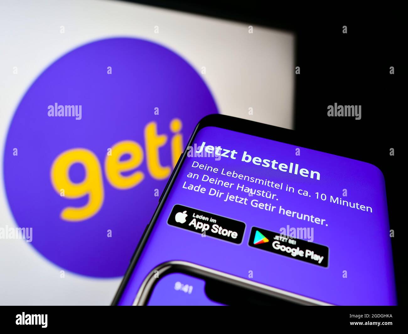 Smartphone with website of Turkish delivery company Getir Perakende ...