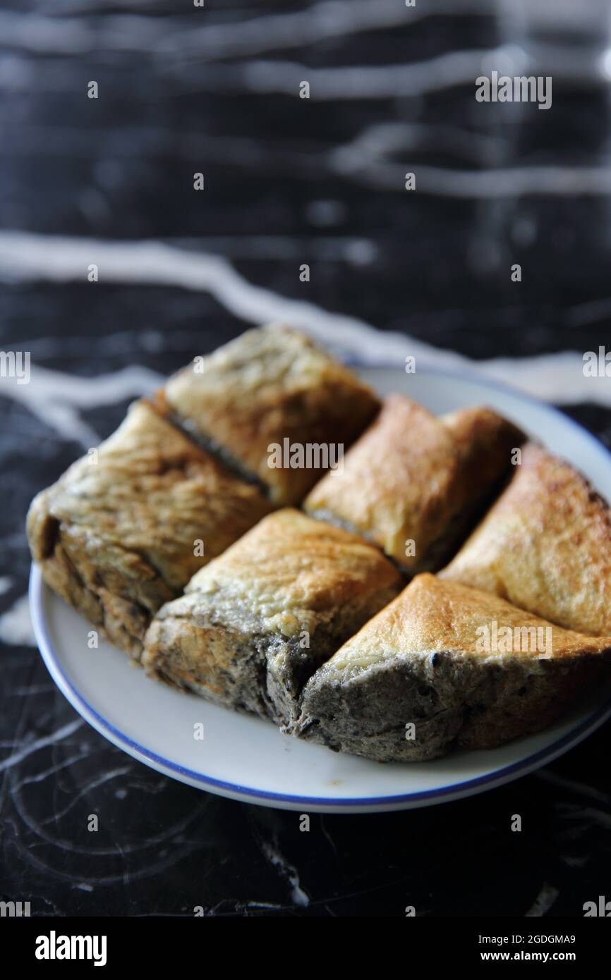 Homemade coffin hi-res stock photography and images - Alamy