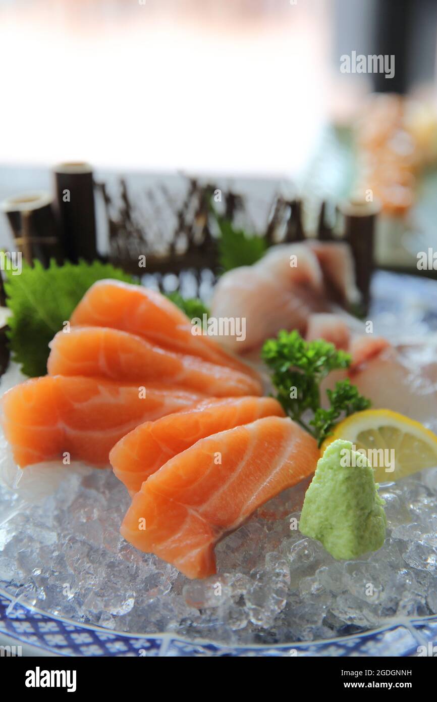 Salmon and red snapper sashimi Japanese food Stock Photo - Alamy