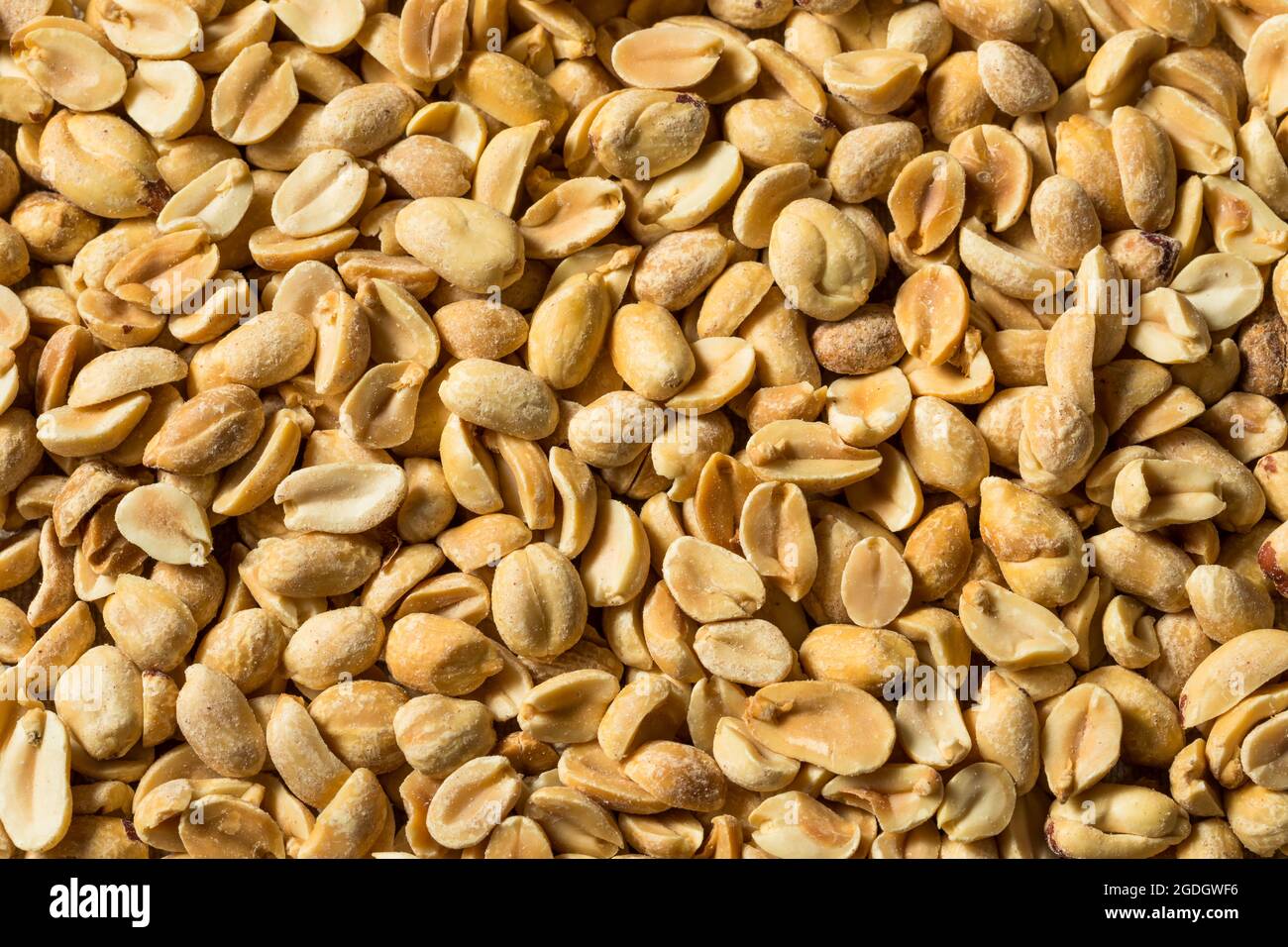 Shelled peanuts hi-res stock photography and images - Alamy