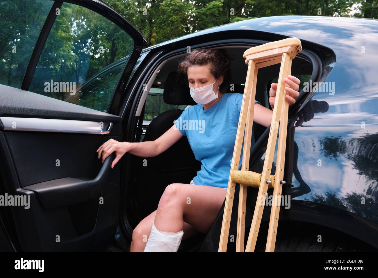 Car sick woman hi-res stock photography and images - Alamy