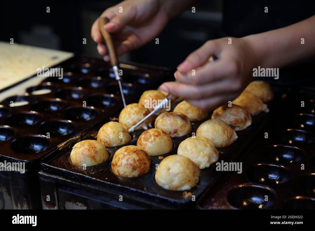 process to cooking takoyaki japanese food Stock Photo - Alamy