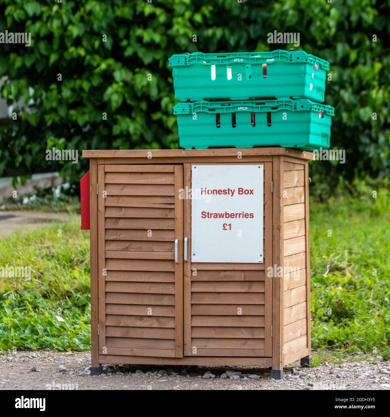 Please serve yourself hi-res stock photography and images - Alamy