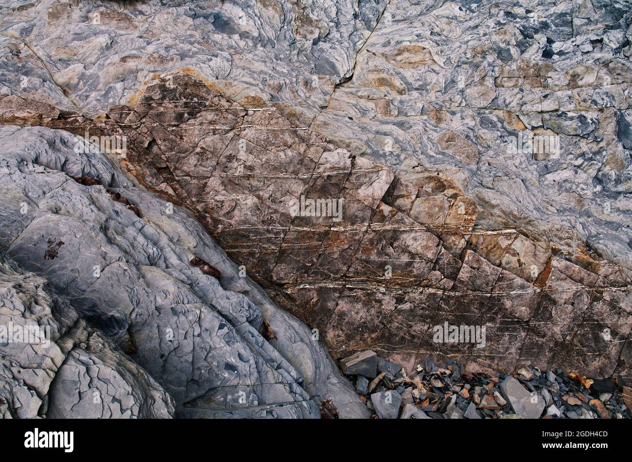 Rock shapes on the Pembrokshire coast Stock Photo - Alamy
