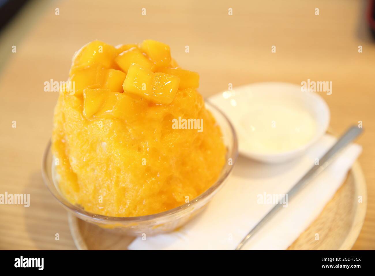 Frozen chopped mango hi-res stock photography and images - Alamy